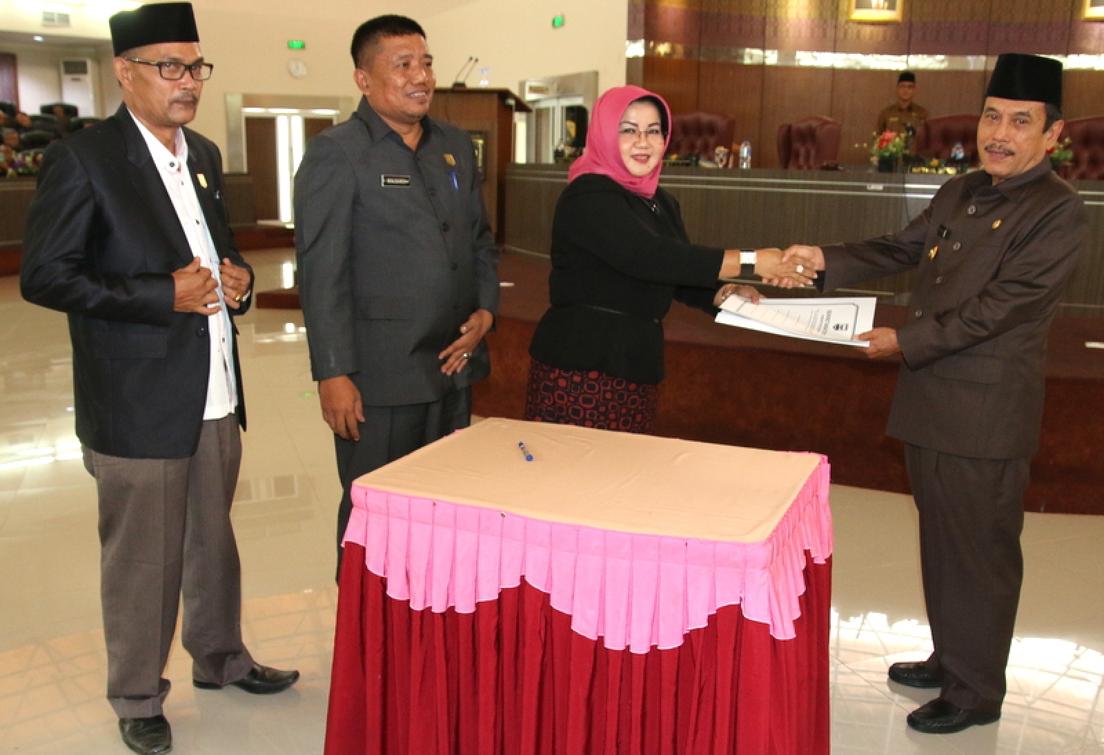 InfoPublik - DPRD Dan Pemda Tetapkan Program Pembentukan Perda InfoPublik - DPRD Dan Pemda Tetapkan Program Pembentukan Perda