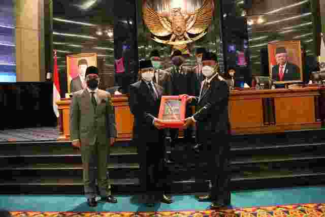 InfoPublik - Gubernur DKI Pastikan Pemprov Siap Laksanakan APBD-P 2020 InfoPublik - Gubernur DKI Pastikan Pemprov Siap Laksanakan APBD-P 2020