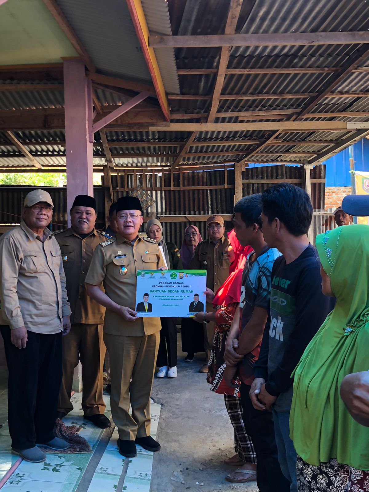 InfoPublik - Wabup BS Hadiri Penyerahan Bantuan Program Bedah Rumah ... InfoPublik - Wabup BS Hadiri Penyerahan Bantuan Program Bedah Rumah ...