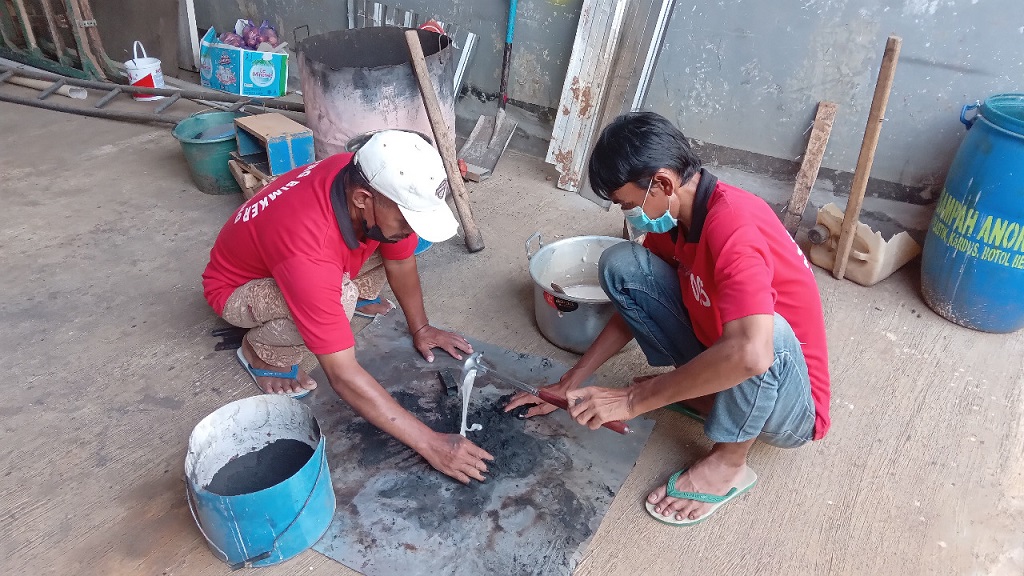 InfoPublik - Lapas Kelas IIB Batang Produksi Briket InfoPublik - Lapas Kelas IIB Batang Produksi Briket