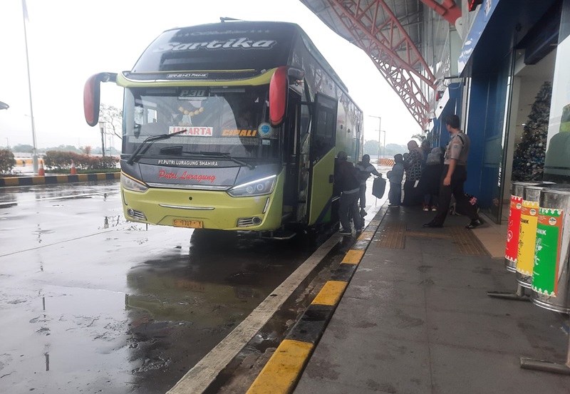 InfoPublik - Puncak Arus Balik Balik Kedua Nataru di Terminal ... InfoPublik - Puncak Arus Balik Balik Kedua Nataru di Terminal ...