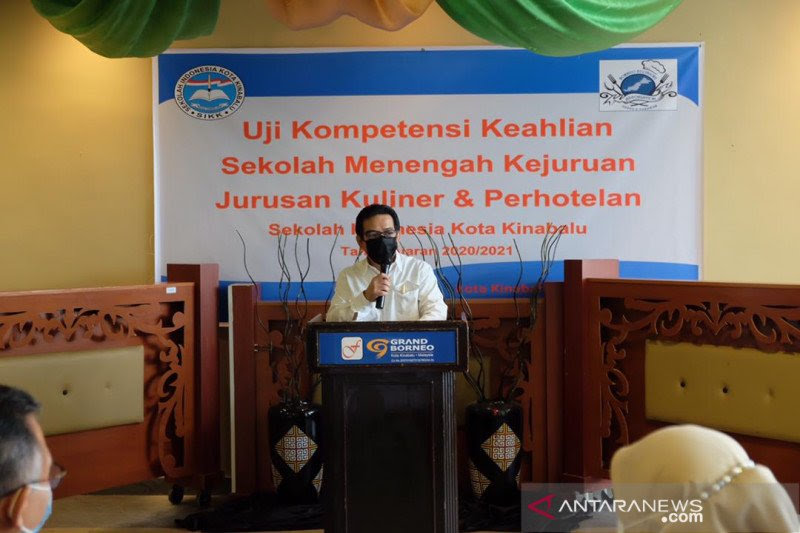 InfoPublik - Konjen RI di Kinabalu Harapkan Siswa SMK SIKK Raih Prestasi InfoPublik - Konjen RI di Kinabalu Harapkan Siswa SMK SIKK Raih Prestasi