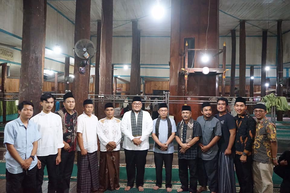 InfoPublik - Wabup Richi Aprian Apresiasi Remaja Masjid Raya Lima Kaum InfoPublik - Wabup Richi Aprian Apresiasi Remaja Masjid Raya Lima Kaum